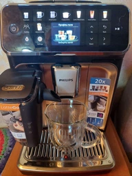 Відгуки про Кавомашина PHILIPS Series 5500 LatteGo EP5547/90 | ROZETKA