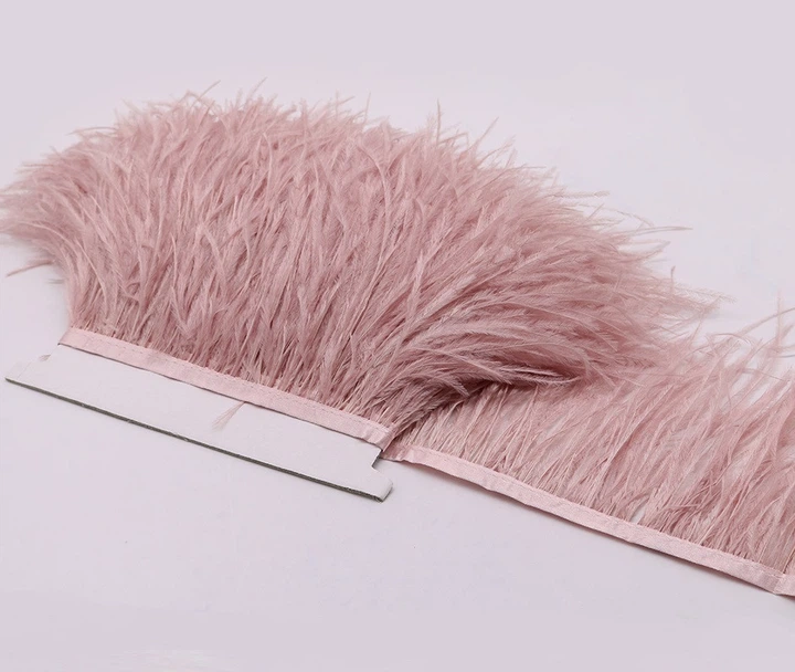 Перья страуса на ленте KV Feathers 10-15 см, пудра, 1 м PS006 – фото ...