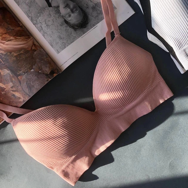 Топ бюстгальтер Ouno 7502 в рубчик Пудра, S/M от продавца: InterCity – в интернет-магазине ...