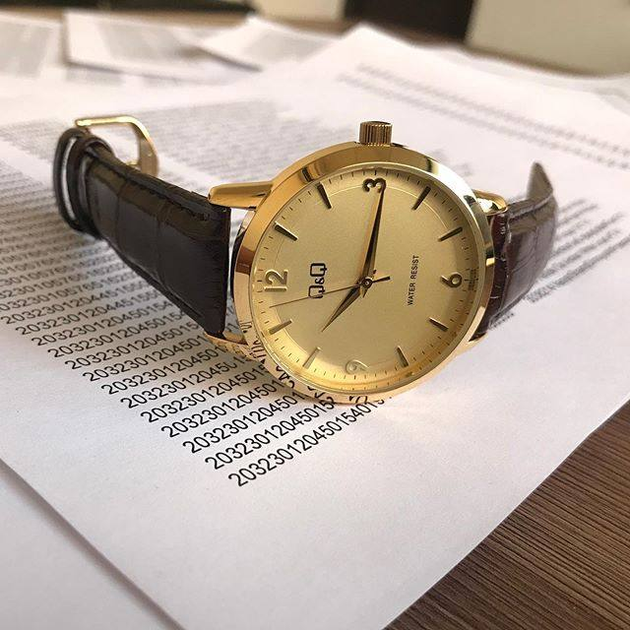 Мужские универсальные часы Q&Q QB30J103Y Золотые с коричневым ремешком ...