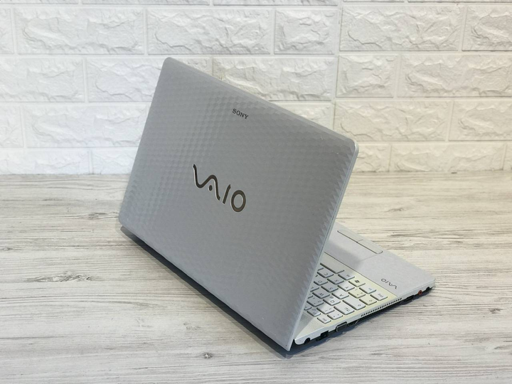 БВ Ноутбук Sony VAIO PCG-71811M 15.6 Intel i3-2310M 4 RAM 500 HDD ...