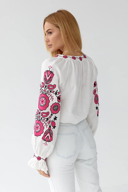 Вишиванка Esq з квітами на рукавах L молочна 5302 від продавця Shata в інтернет магазині