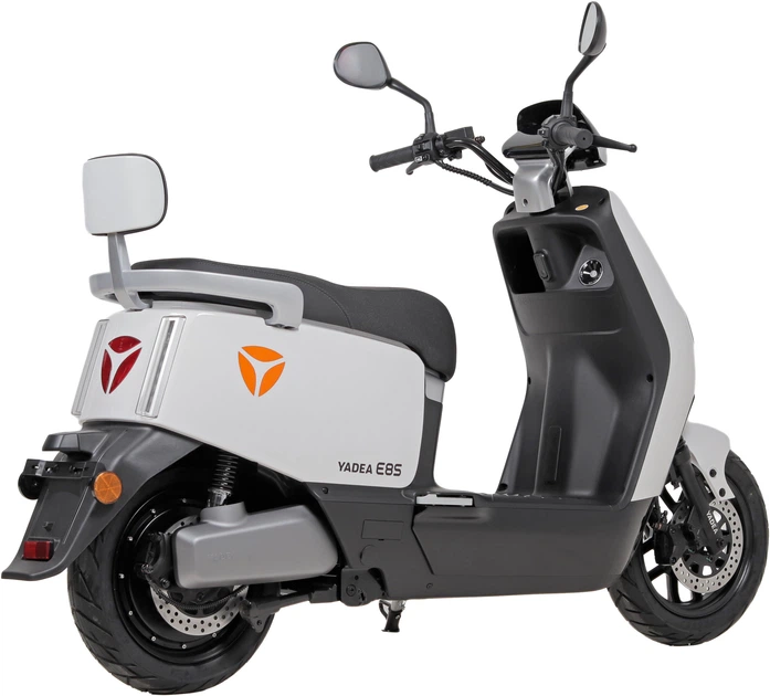 ROZETKA | Електроскутер Yadea E8S 2000 Вт Білий купити у Києві, Харкові ...