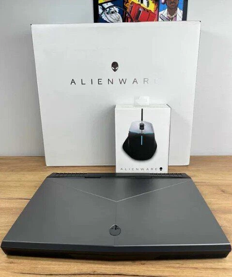 Ігровий ноутбук Dell Alienware 15 R4 / 15.6" IPS / Intel Core i7-8750H ...