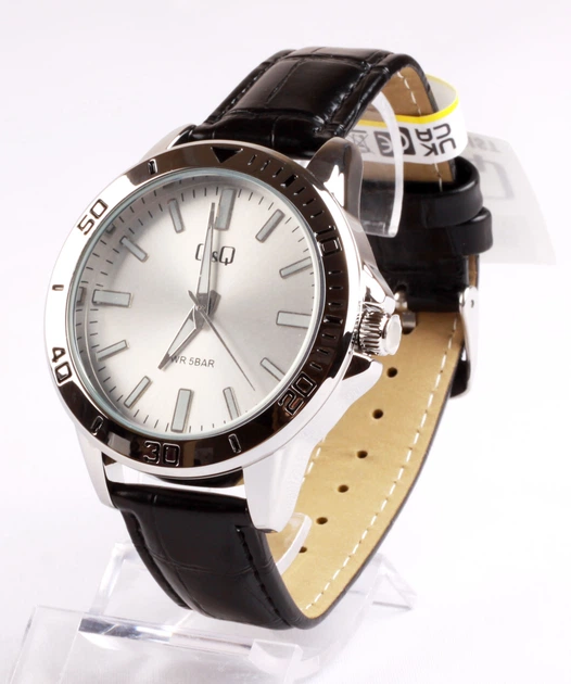 Наручные часы Q&Q Q28B-005 Серебристый/Черный Кожаный ремешок – купить онлайн на ROZETKA