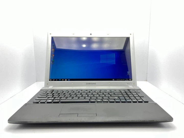 Ноутбук Б-класс Samsung RV513 / 15.6" (1366x768) TN / AMD E-450 (2 ядра ...