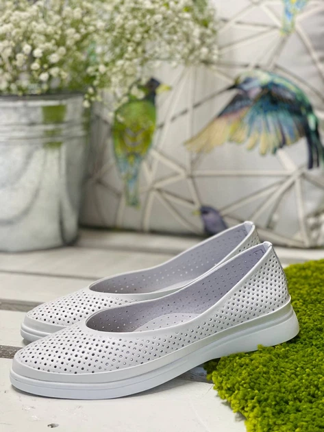 Жіночі білі шкіряні туфлі Prellesta 505-05 37 Білий от продавца: Prl ...