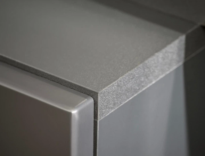 Сучасна маленька сіра стінка під телевізор тв у вітальню зал кімнату з полицею і тумбою стиль