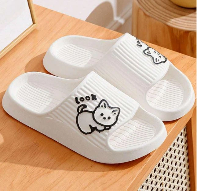 Жіночі шльопанці пінка Foam Котик ТМ W2104 2ТС 40 Білий Оригінальне взуття Rozetka