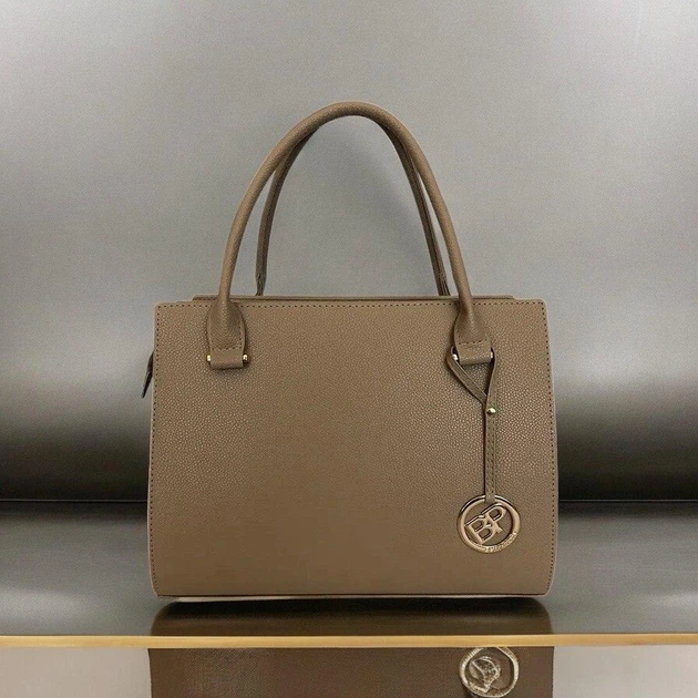 Сумка каркасная женская Betty Pretty из кожи бежевая 986BEG от продавца ...