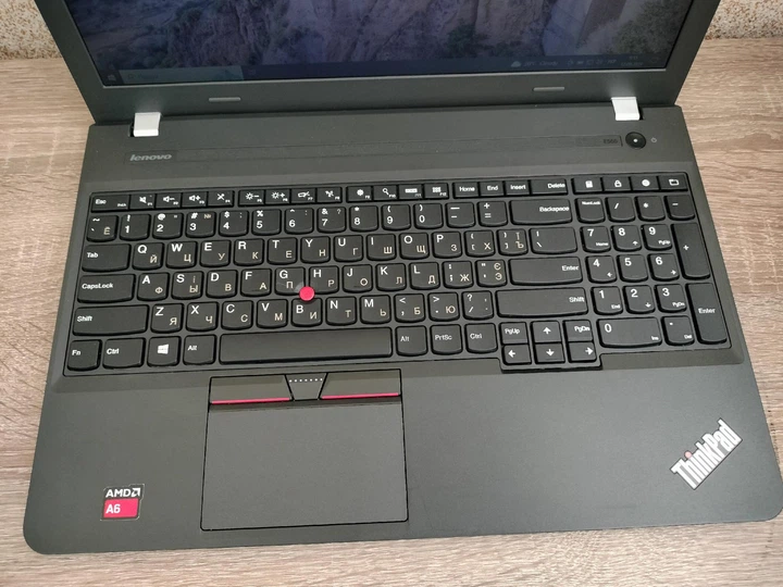 Ноутбук Lenovo Thinkpad E555, 15,6HD, AMD A6-7000, 120GB SSD, 8GB DDR3, АКБ нова, стан б/в ...