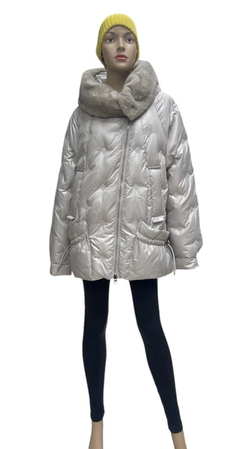 Куртка женская зимняя Mishele короткая стеганая с эко-мехом 25407-2 56 жемчужный от продавца ...