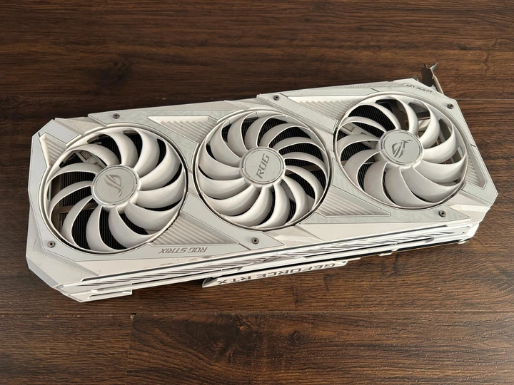 Відеокарта Asus GeForce RTX 3080 ROG Strix White 10GB GDDR6X Б/В – фото ...