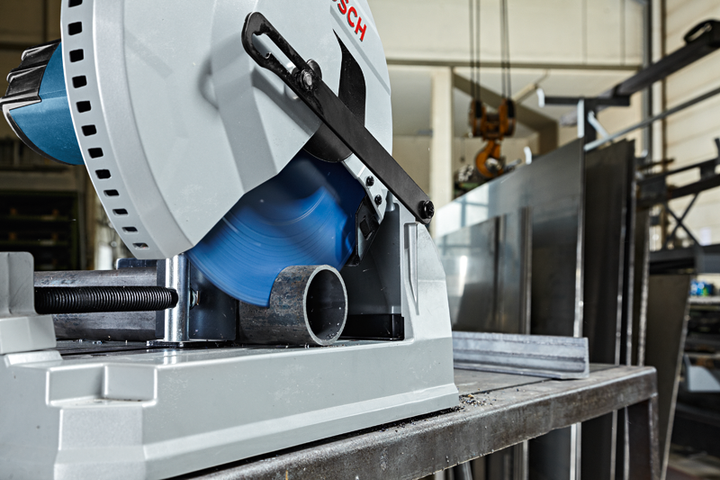 Відрізна пила по металу Bosch GCD 12 JL: 2000Вт, 1500 об/хв., диск 305 ...