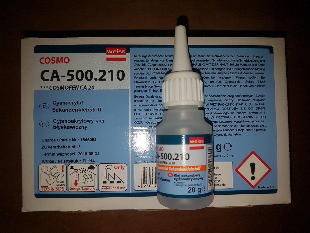 Клей Weiss Cosmofen 500.210 Cosmofen CA-20(космофен СА-12) 20грам (210 ...