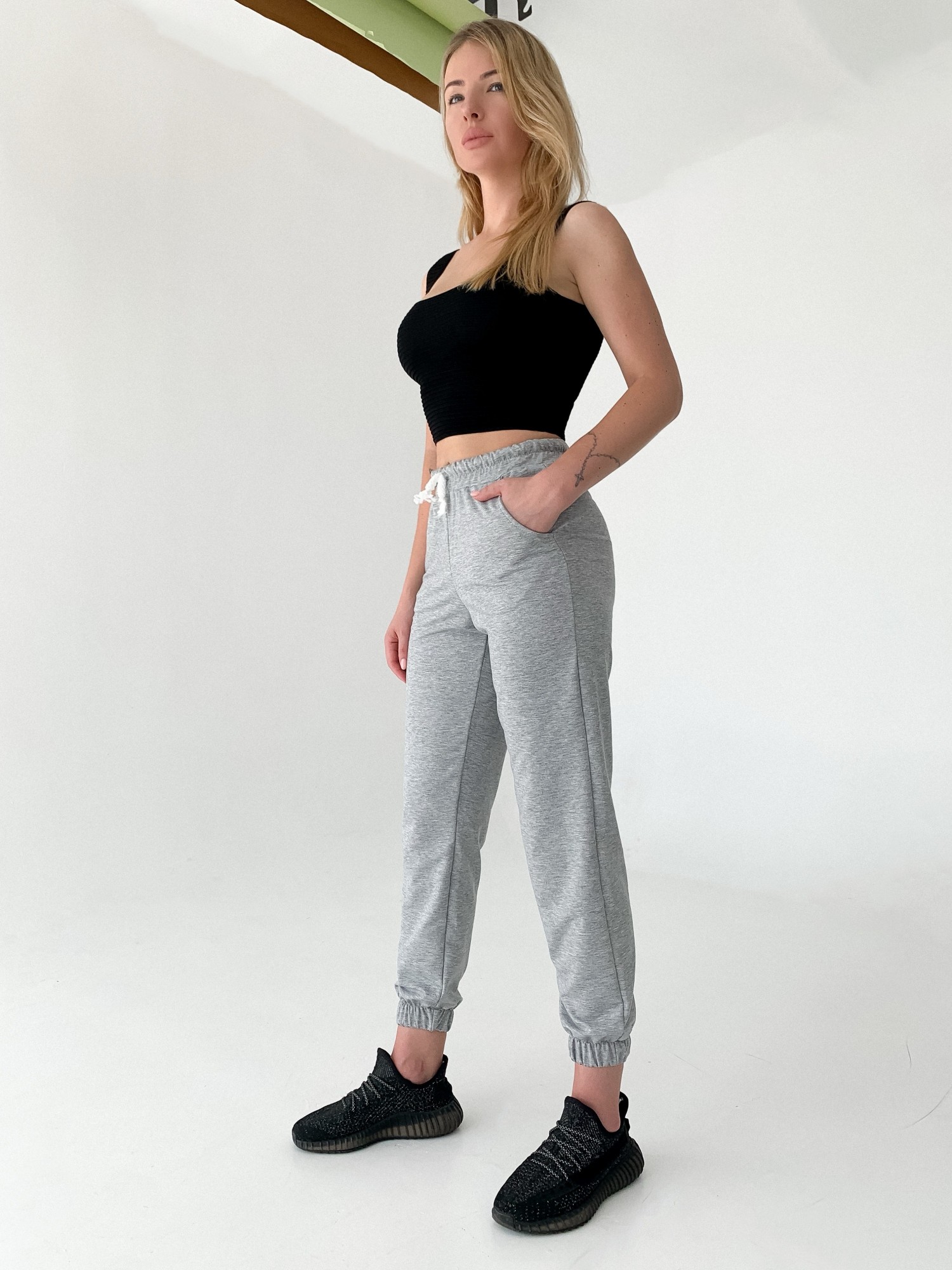 Женские спортивные штаны Jolie S Серый от продавца: Jolie_shop – в ...