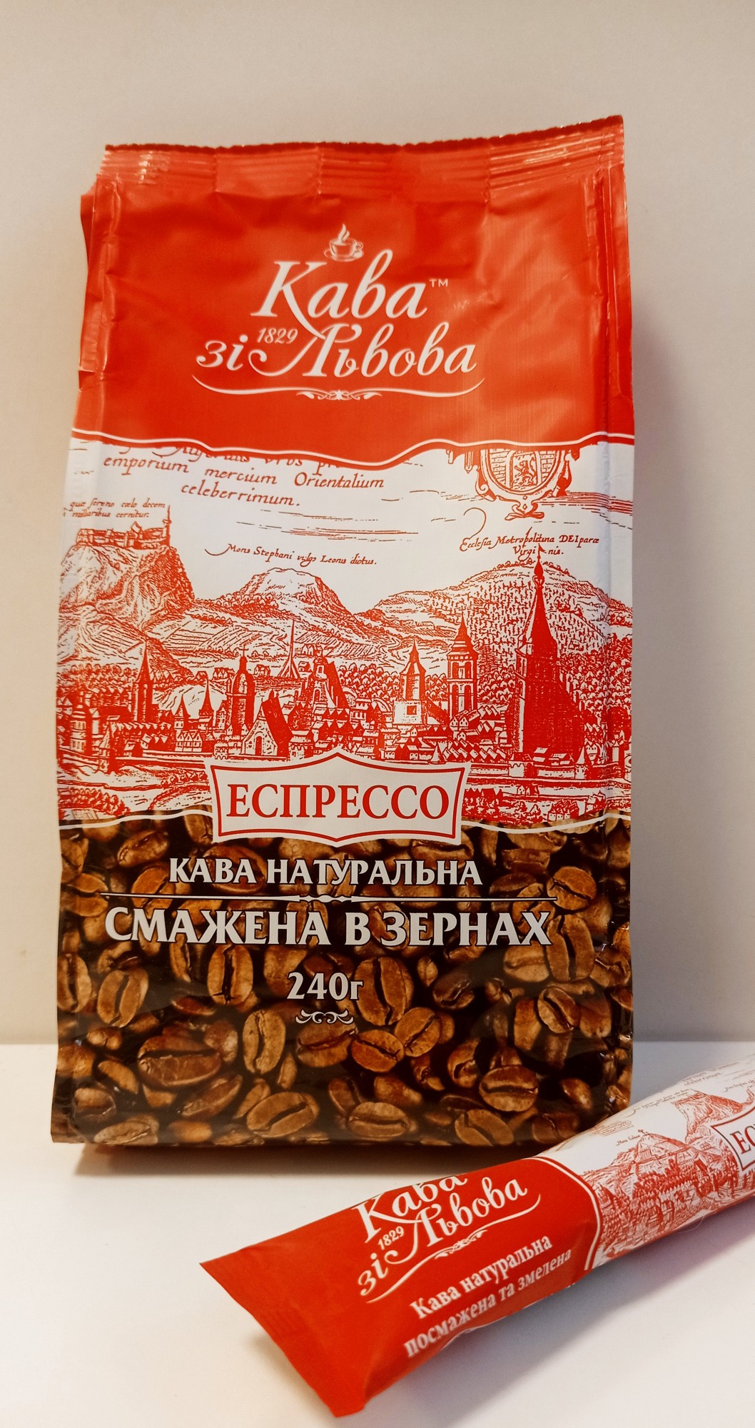 Купить Кофе натуральный зерновой Эспрессо Кава зі Львова 240г + стик ...