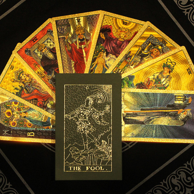 Карты таро Уэйта в коробке из золотой фольги – Gold Foil Tarot Deck in ...