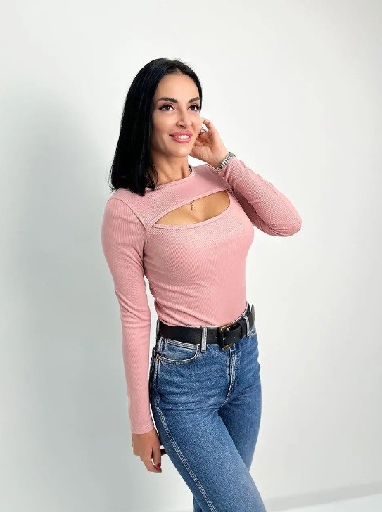 Женская трикотажная кофта Fashion с разрезом на груди 44 фрезовый от ...