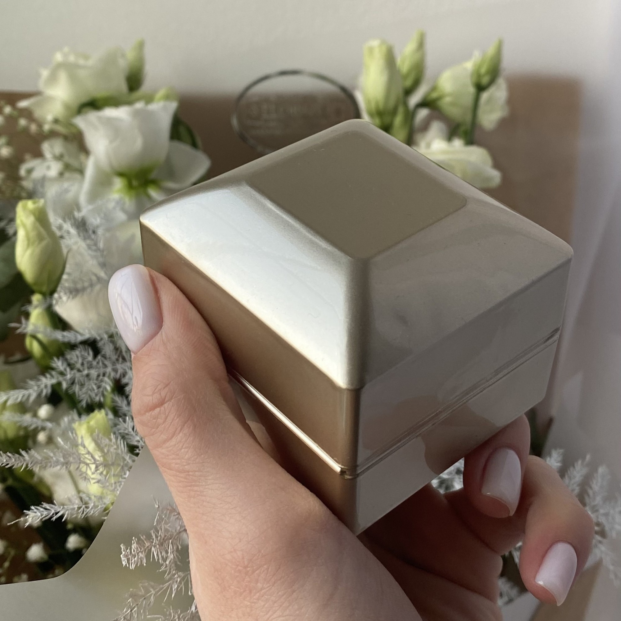 Коробочка для кольца с подсветкой Weeding Marry Me, золотистый глянец ...